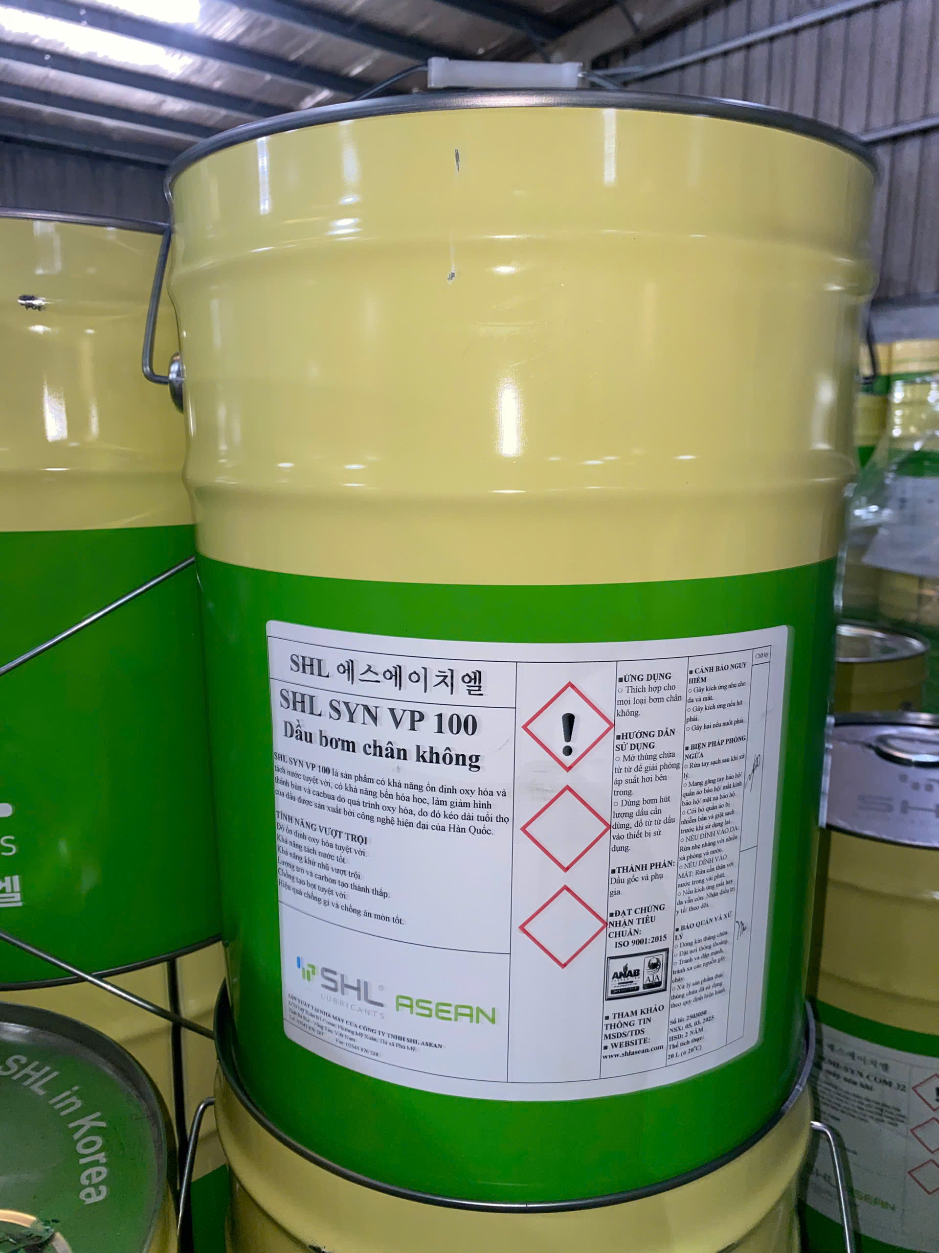 DẦU BƠM CHÂN KHÔNG SHL SYN VP 100 - Dầu Mỡ Nhờn Q STAR